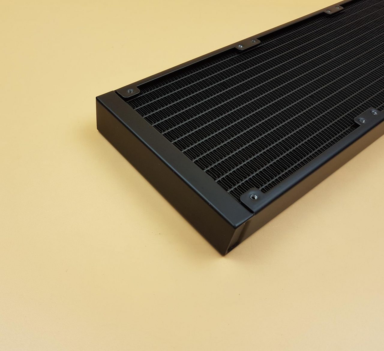 EK-AIO Basic 360 Cooler Review - EnosTech.com