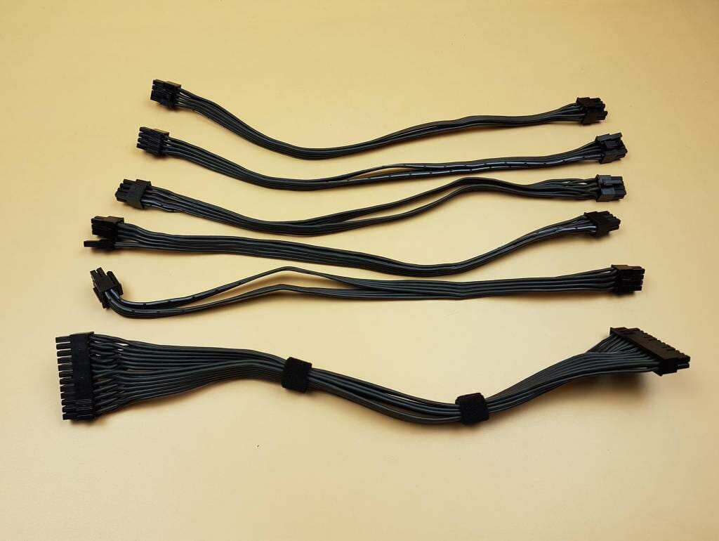 SilverStone PP06E Super Flexible Cable Set Overview - EnosTech.com