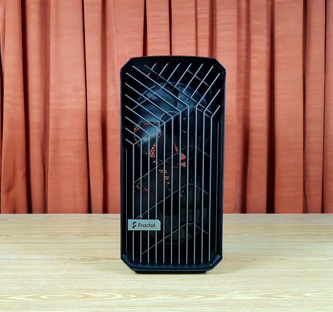 Fractal Design Torrent Compact RGB TG Light Tint PC Case Review ...