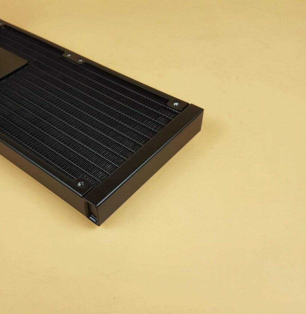 SilverStone VIDA 240 SLIM AIO Review - EnosTech.com