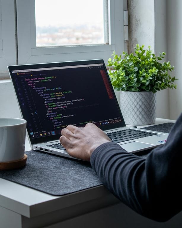 6 Must-Have Software For Any New Web Developer - EnosTech.com