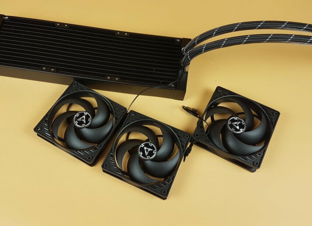 ARCTIC Liquid Freezer II - 360 Liquid Cooler Review - EnosTech.com