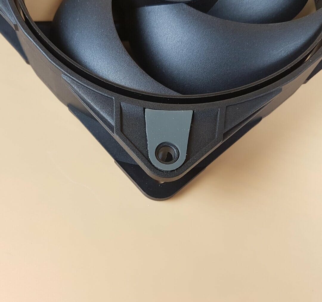 ARCTIC P12 MAX Fans Review - Is the Hype true? - EnosTech.com