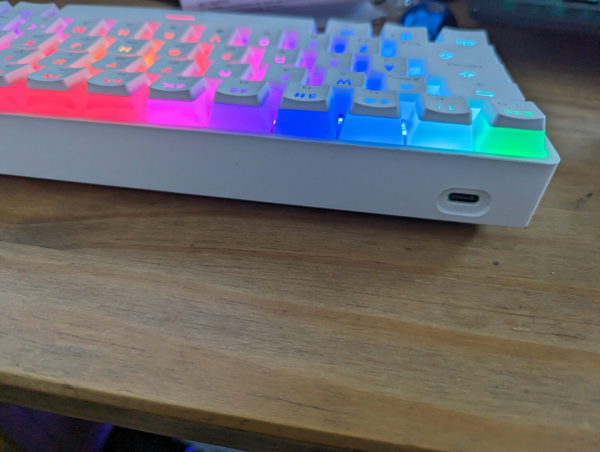 Genesis Thor 660 Bluetooth Wireless Gaming Keyboard Review - EnosTech.com