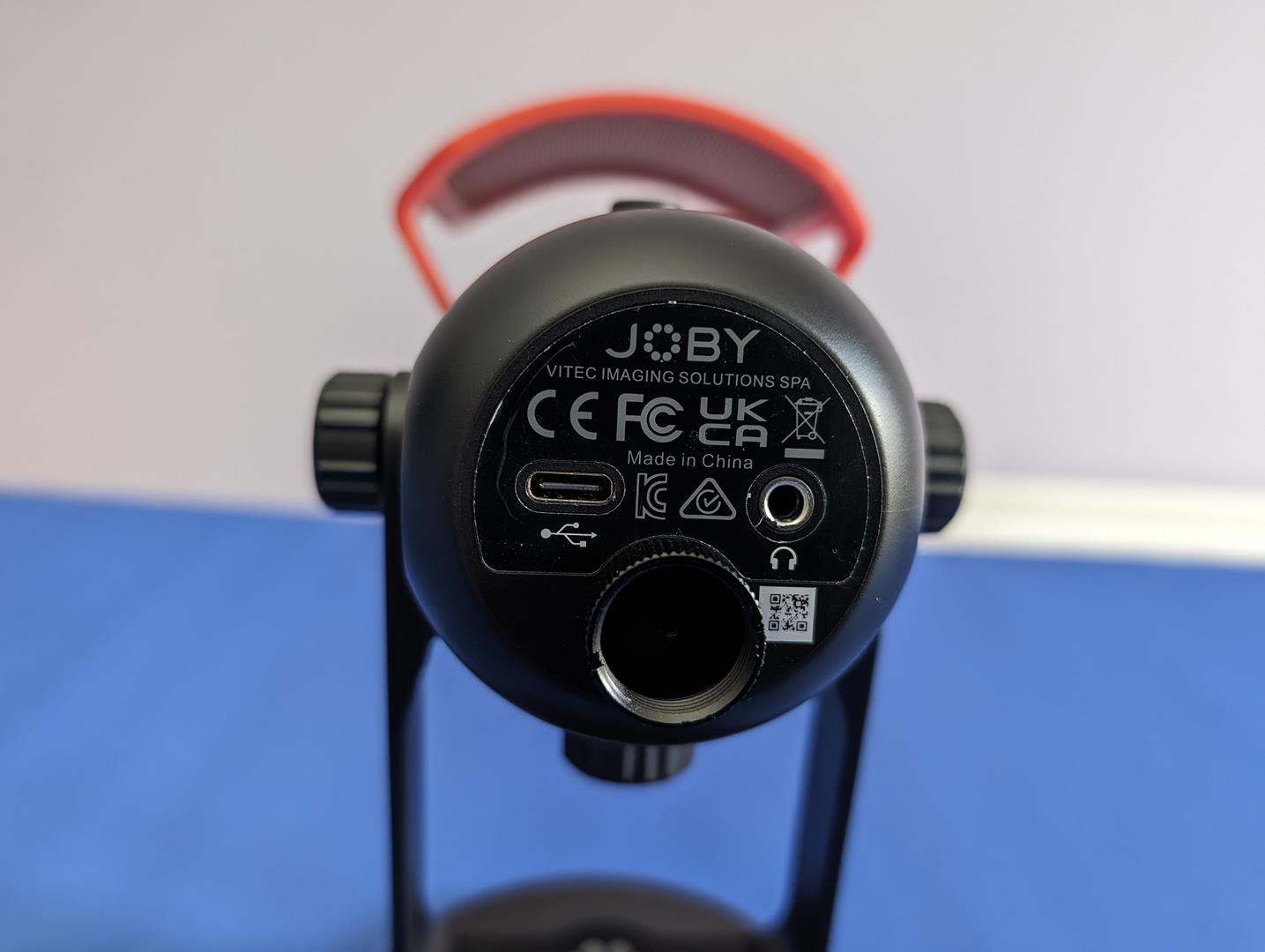 Joby Wavo Pod Mic Review - Great Quality At A Good Price - EnosTech.com