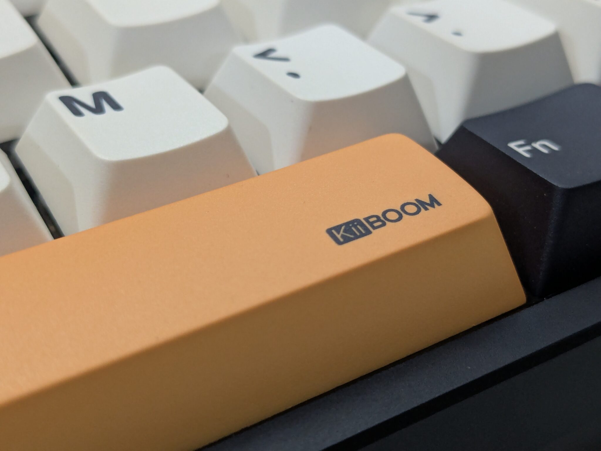 KiiBOOM Moonshadow V2 Prebuilt Mechanical Keyboard Review