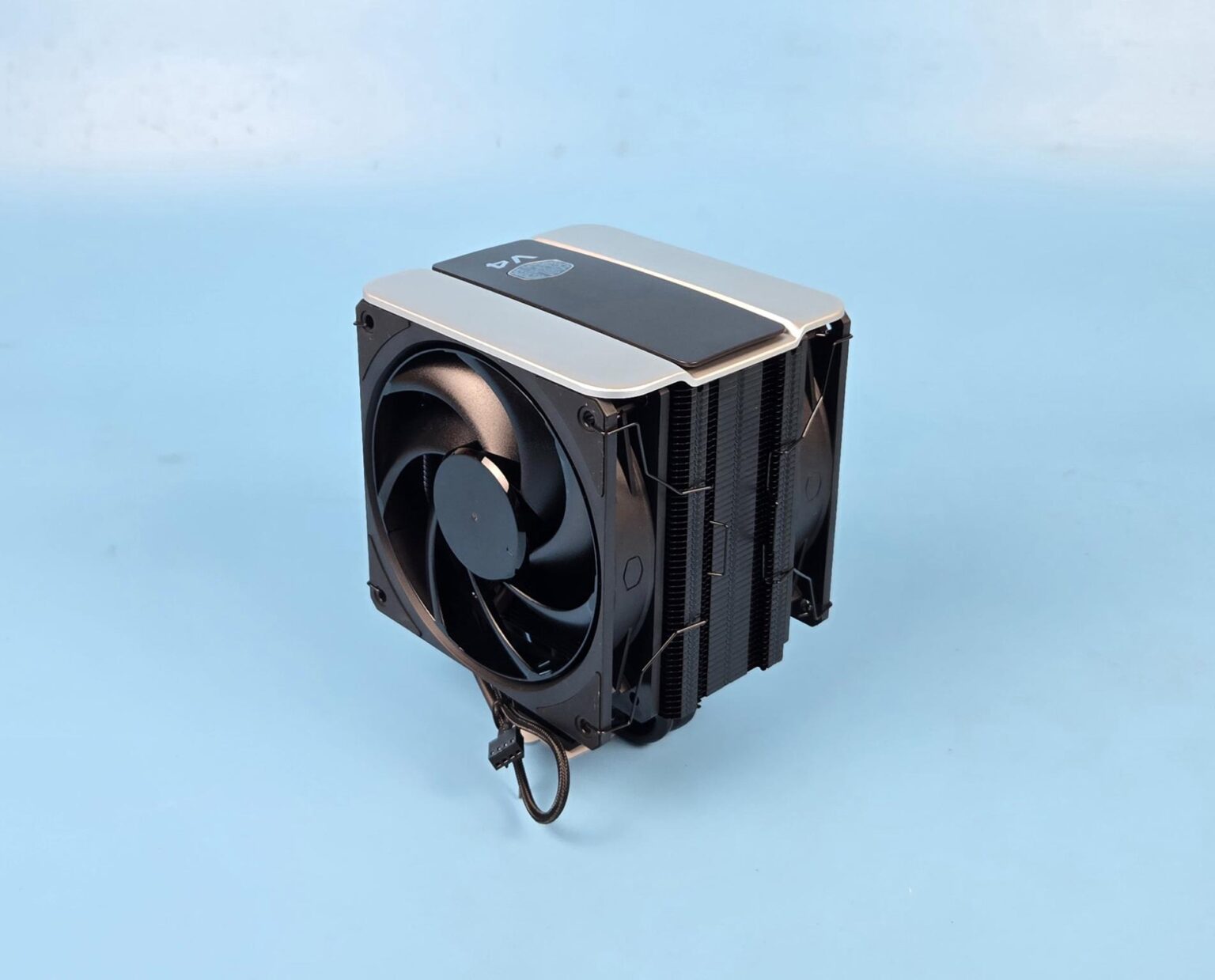 Cooler Master V4 Alpha 3DHP Black Cooler Review: Best Value Cooler