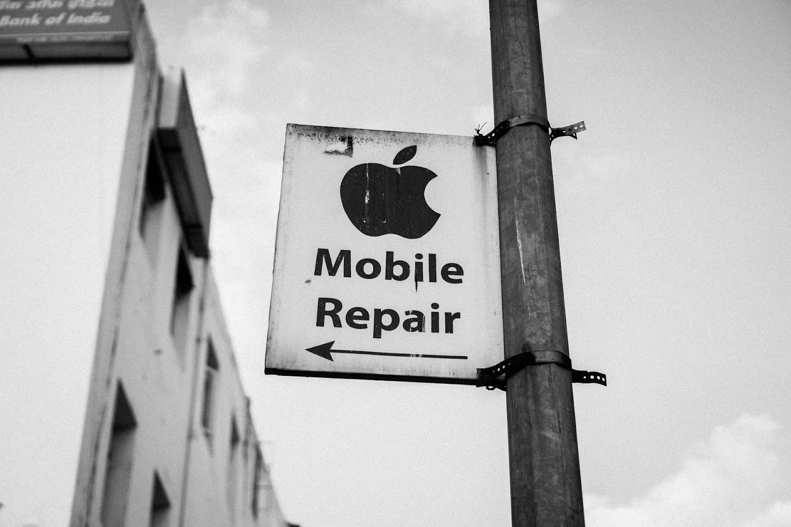 7 Most Common Cell Phone Issues and What Causes Them - EnosTech.com