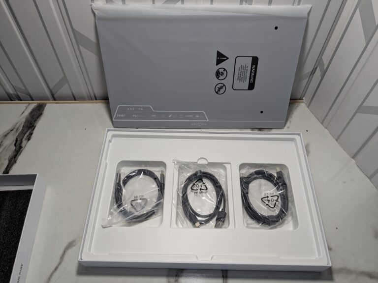 Arzopa Z1FC portable monitor review: a useful screen for work and ...
